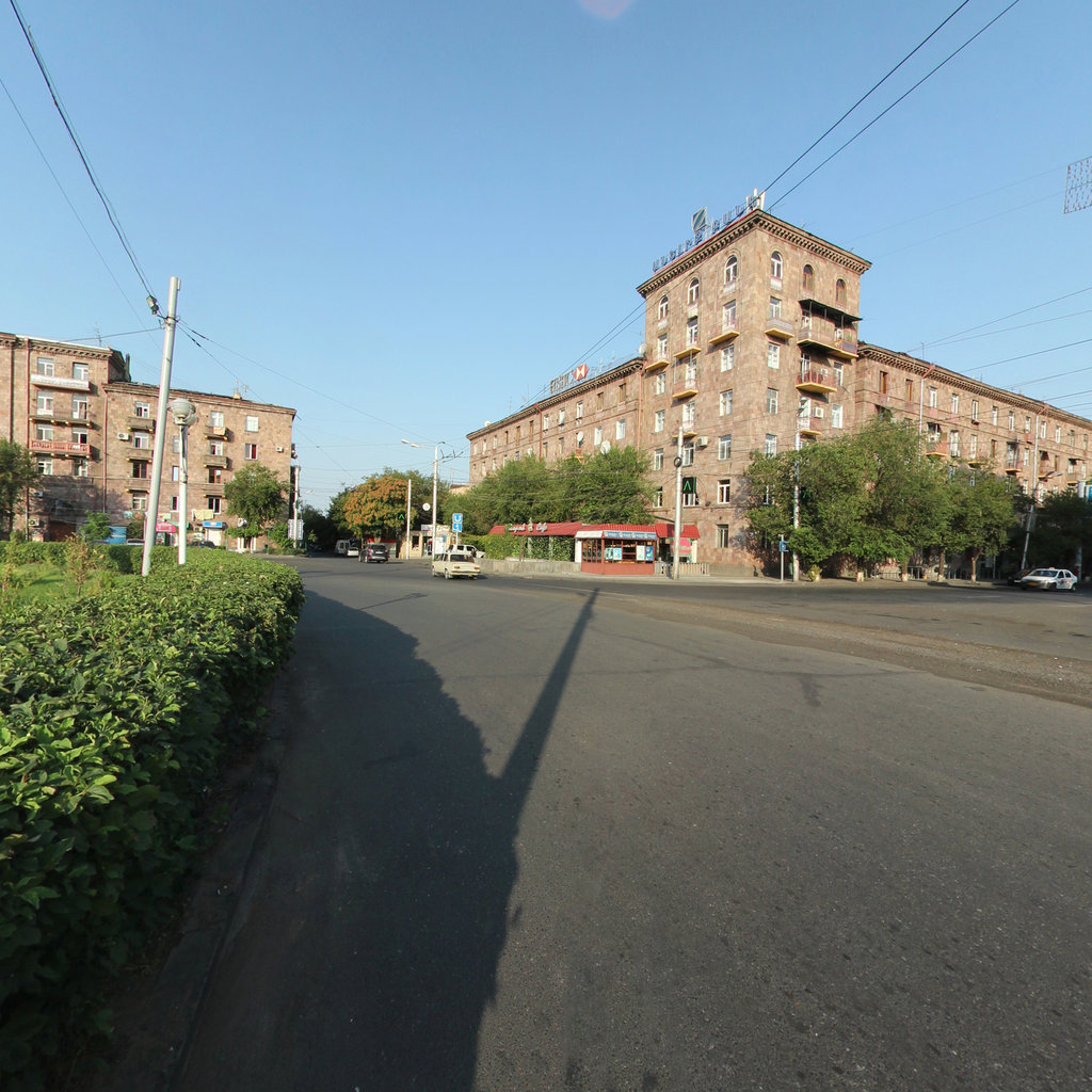 Garegin Njdeh square 2 | 360 Stories