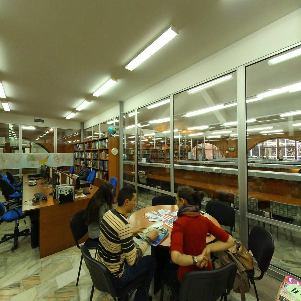 Avetik Isahakyan Central Library American hall | site_title_default_suffix